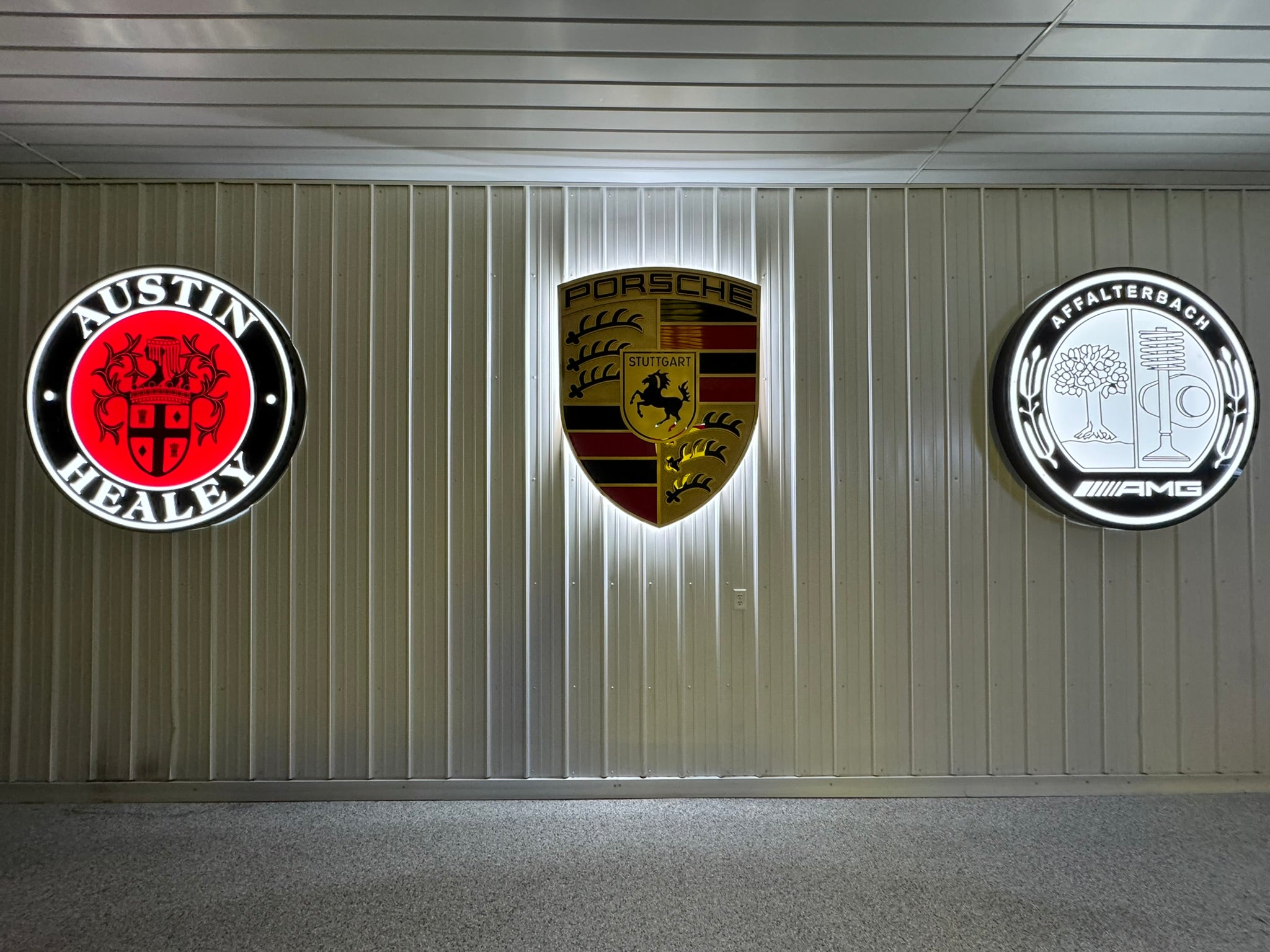Dealership Sign, LEDs – PorscheSigns